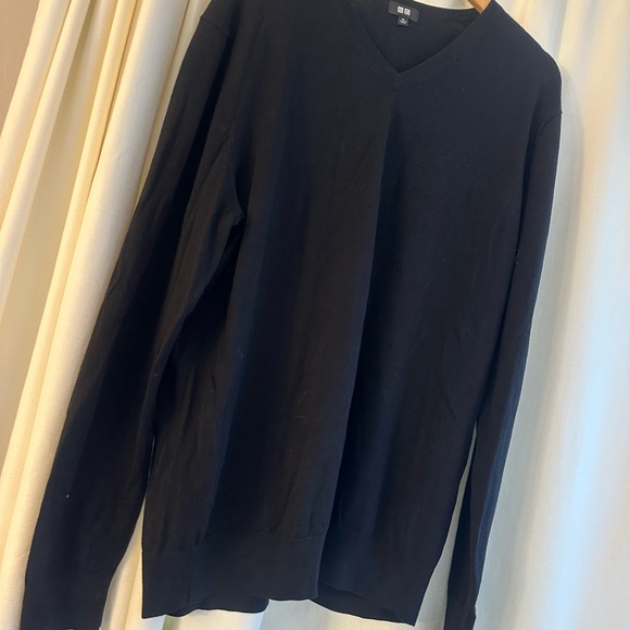 Uniqlo | Sweaters | Uniqlo Sweater | Poshmark